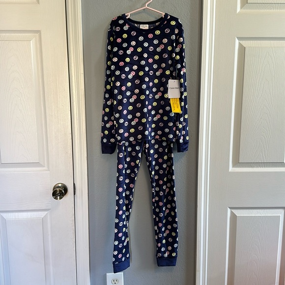 Calvin Klein | Pajamas | Nwt Calvin Klein Smiley Face Kids Pajamas ...